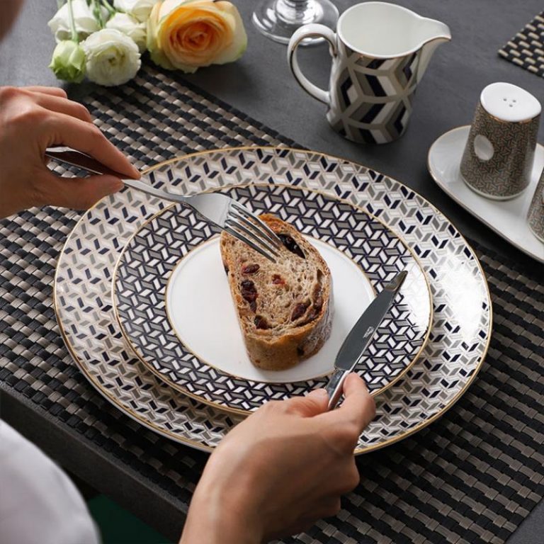 From Modern To Classic: How To Customize Modern Dinnerware Sets?