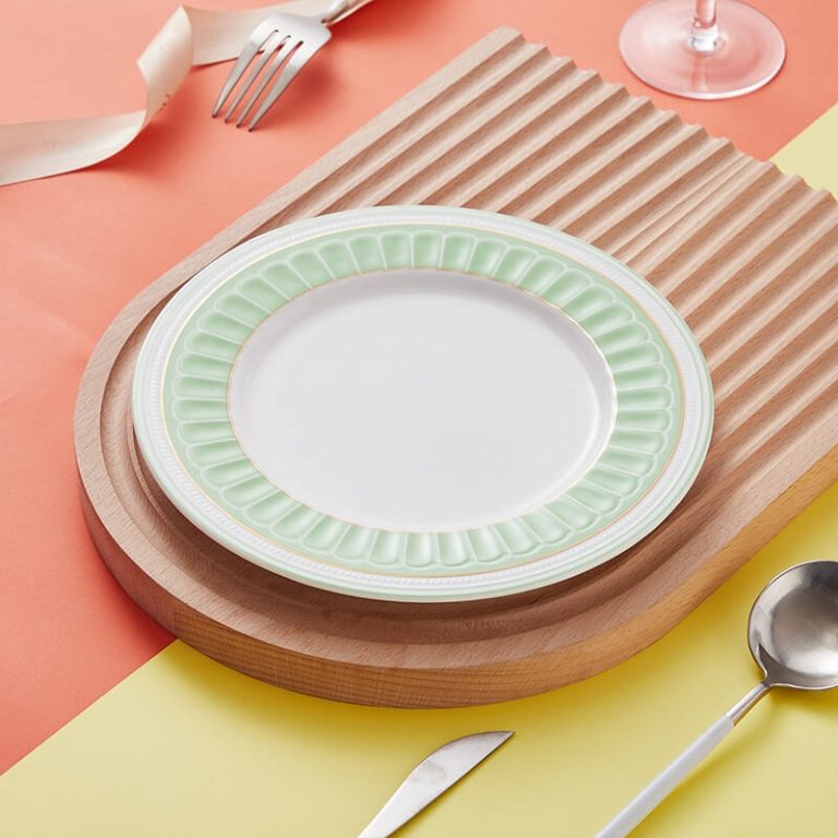 Deliver Excellence: Plates Restaurant Supply For Professional Chefs