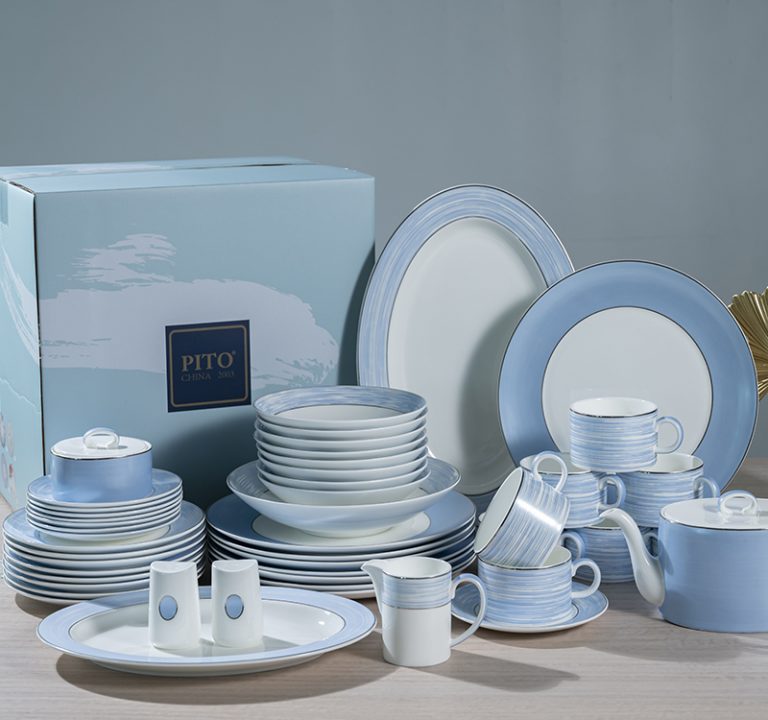 Top Trends in Custom Restaurant Ceramic Tableware with Logos for 2025