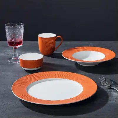 Understanding the Psychology Behind Plate Color in Dining - Royalware China